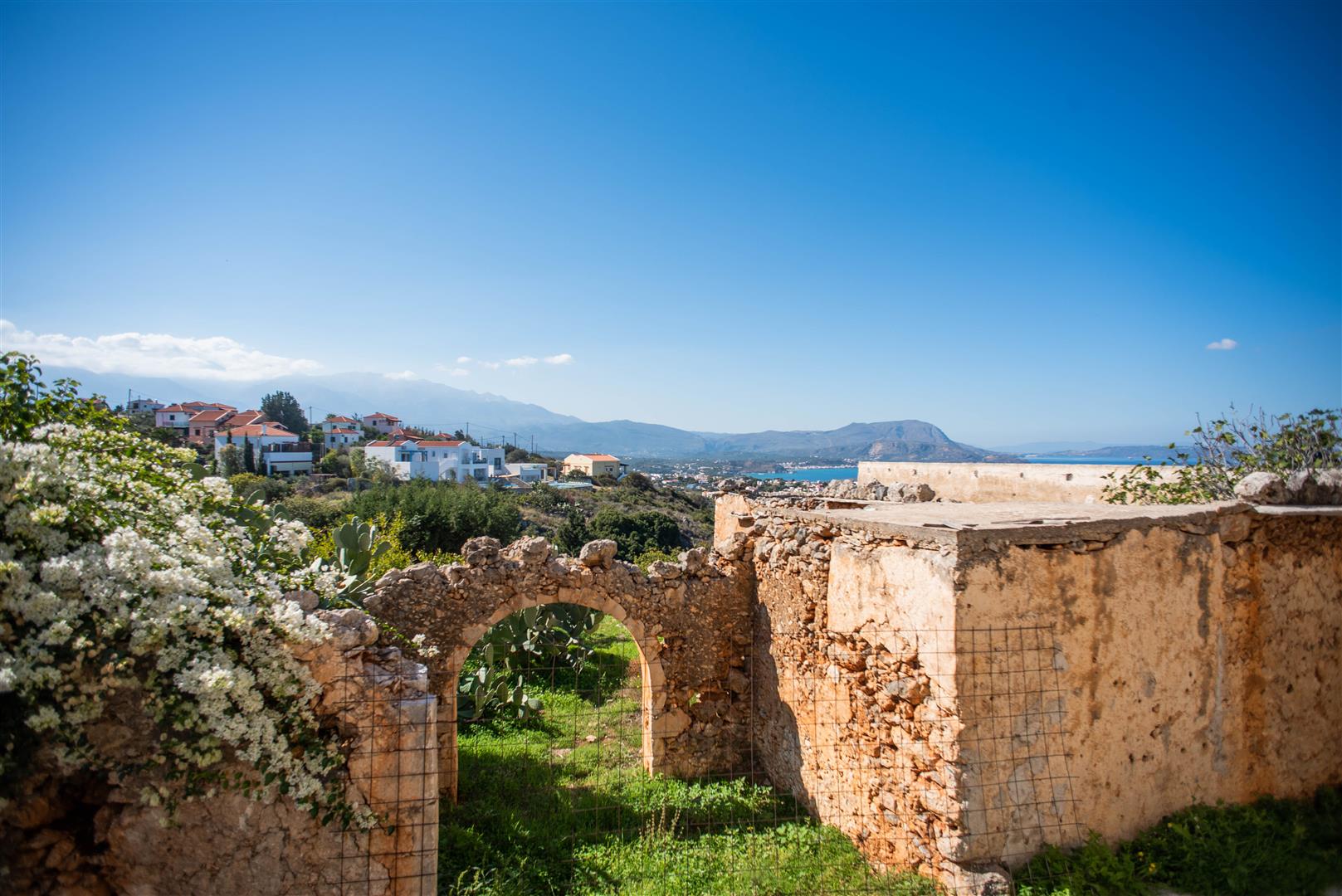 Kokkino Chorio - Your Home on Crete, Real Estate Agency