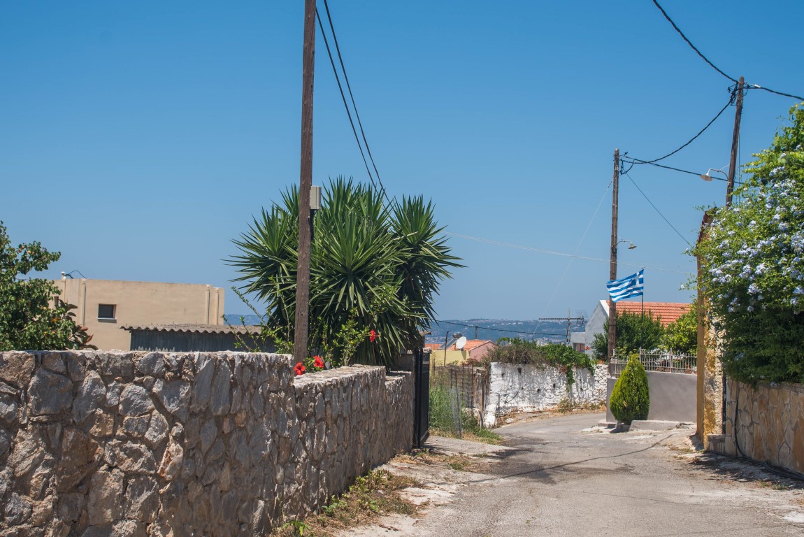 Plaka - Your Home on Crete, Real Estate Agency