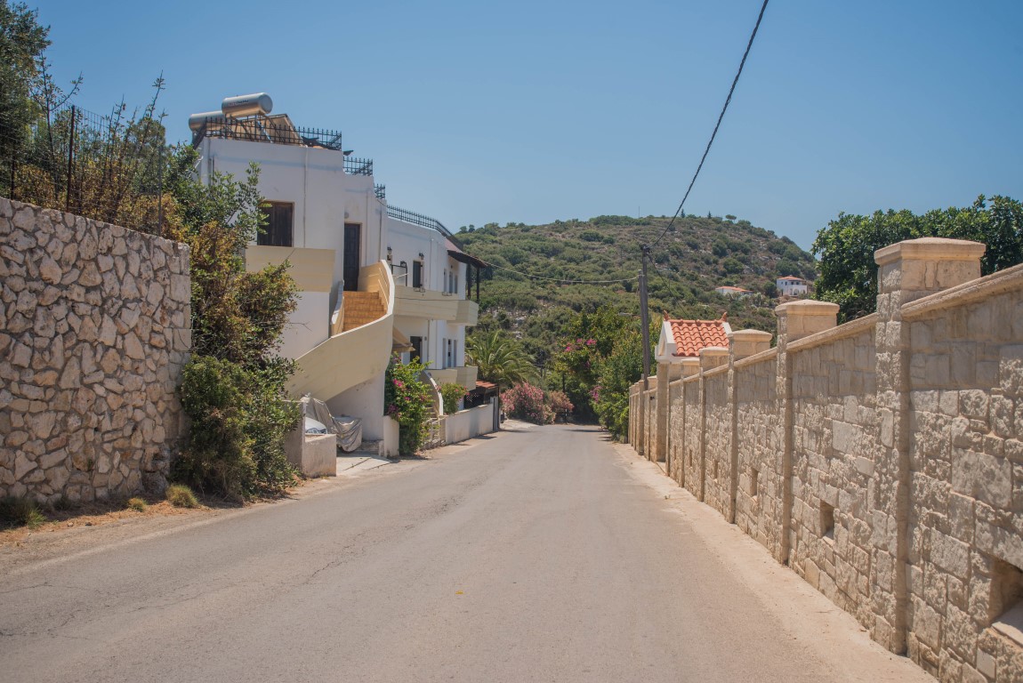 Plaka - Your Home on Crete, Real Estate Agency